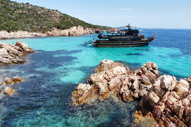 8-hour tour of the La Maddalena Archipelago Ponte VIP - Authentic Feedback and Insights from Reviewers