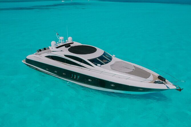 82 Feet Mega Yacht Rental up to 15pax in Cancun - Introducing the 82 Feet Mega Yacht Rental in Cancun
