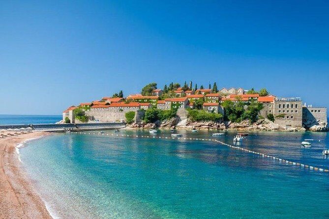 9 days Balkans Tour from Bucharest to Sofia and Budapest - An In-Depth Look at the Itinerary  