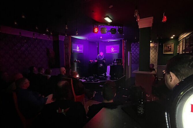 90 Minute Family Close-Up Magic and illusionism Show in Blackpool - Practical Details and Tips