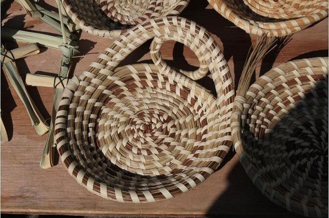 90 Minute Sightseeing Bus Tour of Historic Charleston - Key Points