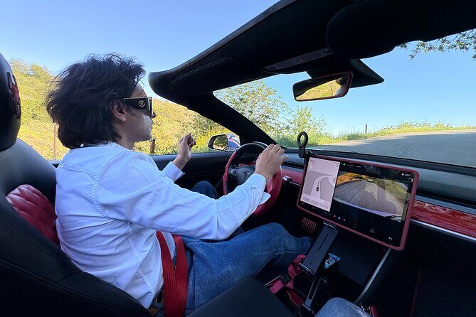 90Min Beverly Hills & Melrose AI powered driving tour - FAQs