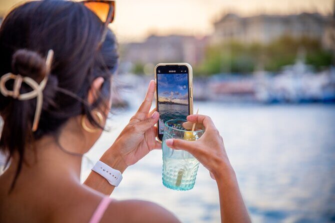 A 2 hours Local Tapas and sailing adventure in Barcelona - FAQ