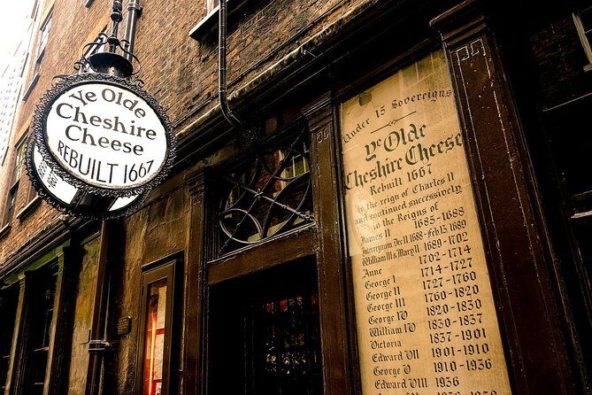 A Christmas Carol and Charles Dickens Old London Walking Tour - What Past Travelers Say