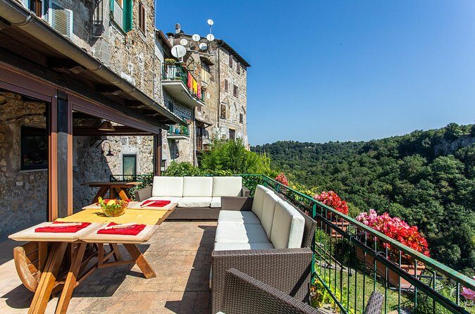 A Culinary Journey Through Time - Who Would Love This Tour?