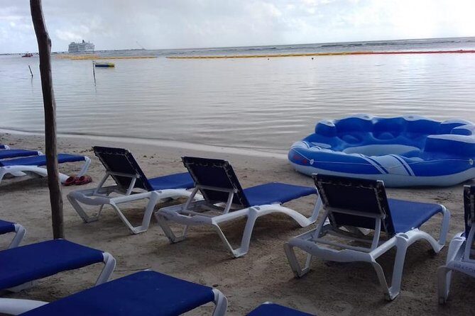 A day at the beach at Los Arrecifes Restaurant-open Bar And Snack - Authentic Experiences and Insider Tips