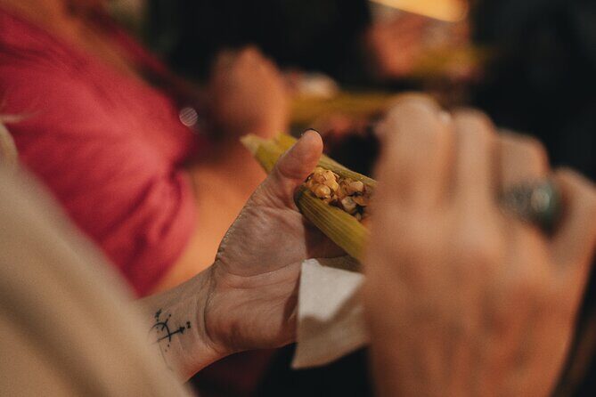 A Hidden Foodie Experience in Mercado de Jamaica - Tasting the Flavors: Four Courses of Mexican Cuisine