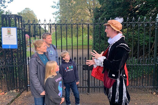 A Historical tour of Warwick with Queen Elizabeth's Secret Lover - Meeting Point and Timing