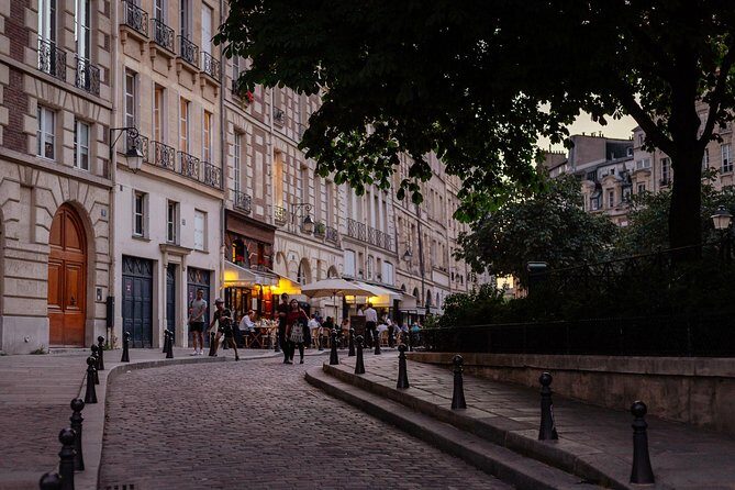 A Magical Evening in Paris With Locals: PRIVATE City Walking Tour - A Private Evening Stroll Through Paris: An Honest Review