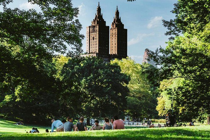 A Scenic Walking in Tour Central Park - A Deep Dive into the Central Park Scenic Walking Tour