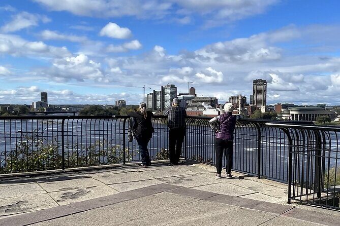 A Self Guided Audio Tour of Ottawa's Hidden History - Practical Aspects and Experience Details