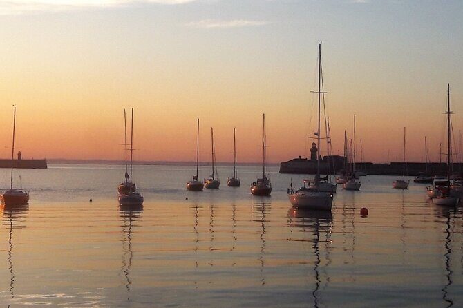 A Self-Guided Stroll Along Dún Laoghaire's East Pier - An In-Depth Look at the Itinerary