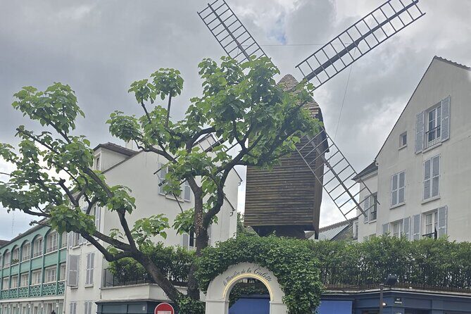 A Tapestry of Art and Romance in Montmartre - Frequently Asked Questions