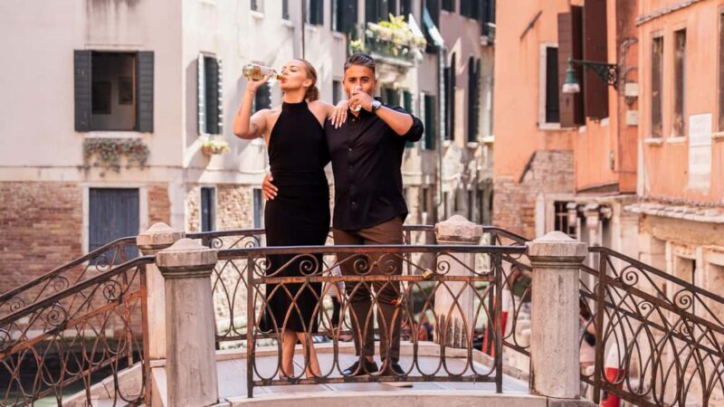 A Unique Photoshoot in Venice - FAQ