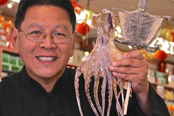 A Wok Around Chinatown: Culinary and Cultural Walking Tour Led by a Chef - Food Tastings and Cultural Insights