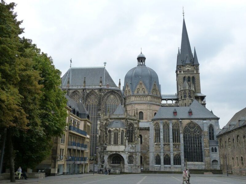 Aachen: Private Walking Tour With A Professional Guide - An In-Depth Look at What You Can Expect