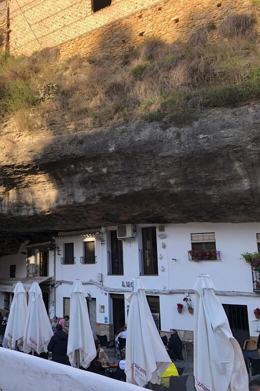 ab Marbella/Estepona: VIP-Tour Ronda + Setenil d. l. Bodegas - Key Points