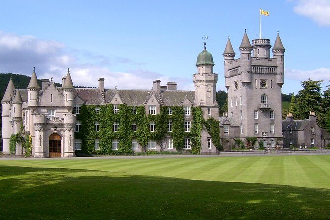 Aberdeen & Shire Castle & Distillery Private Group one Day Tour - FAQ