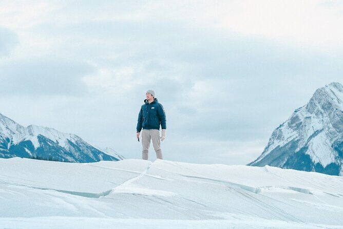 Abraham Lake (Ice bubble lake) Peyto Bow Lake Crowfoot Glacier - Who Is This Tour Best Suited For?  