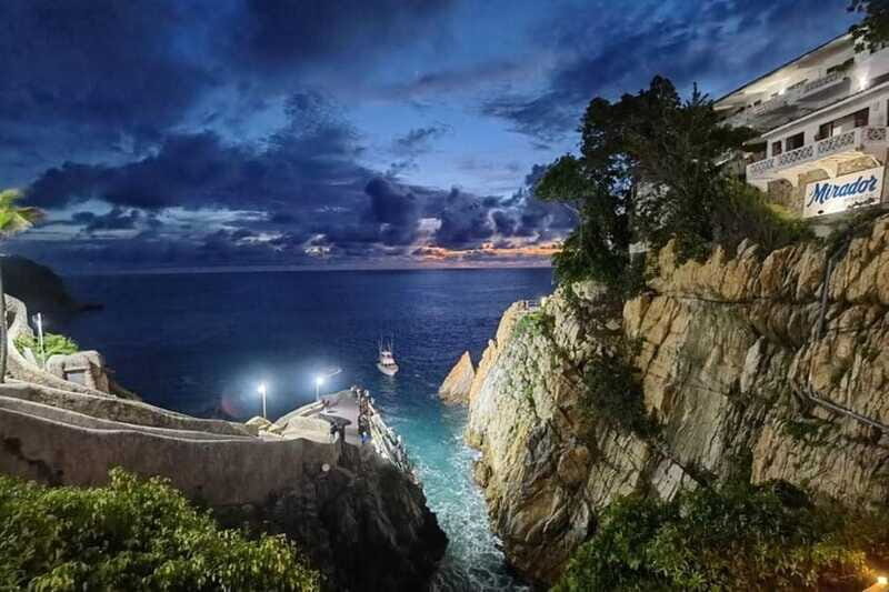 -Acapulco: Cliff Divers Experience w/ Al Pastor Tacos Dinner - FAQ