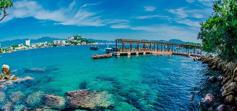 Acapulco: Crystal Bottom Boat Tour to La Roqueta Island - Underwater Sanctuary and Swimming Opportunities