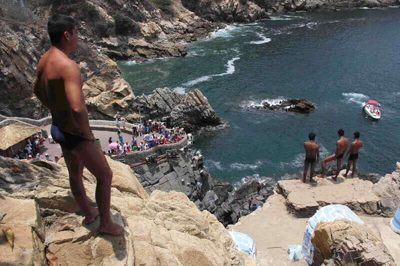 .Acapulco History Cultural Tour & Cliff Divers Show w/Lunch - An In-Depth Look at the Tour