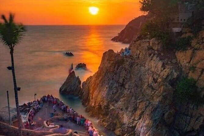 Acapulco Shore Excursion: Cliff Divers at Night - Authentic Insights from Travelers