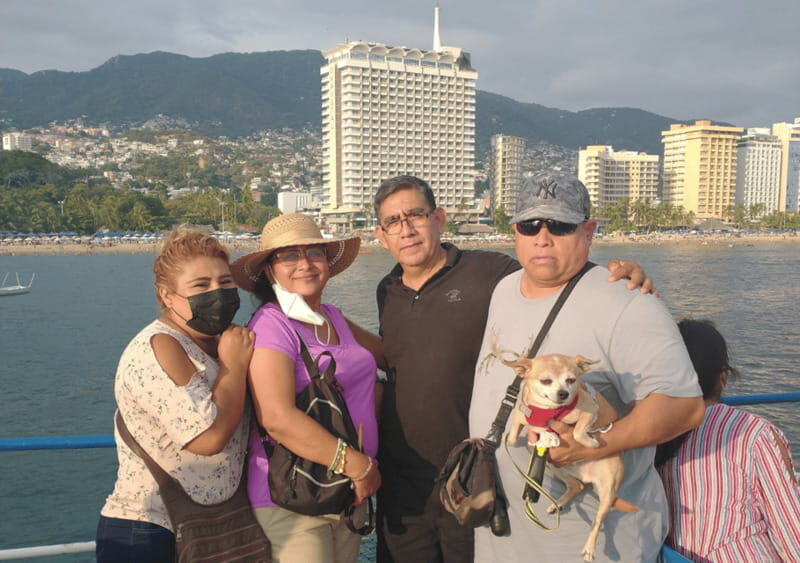 Acapulco: Sunset Party Boat Tour with Open Bar - What Makes This Tour Special?