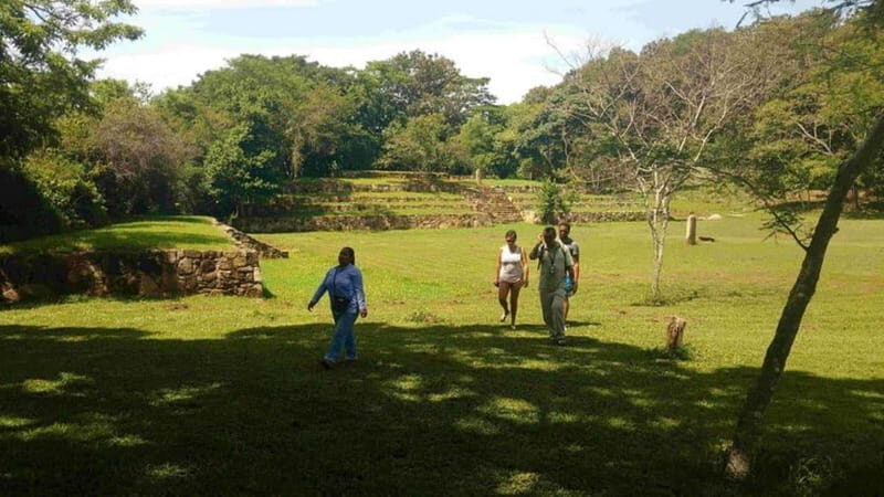 -Acapulco: Tehuacalco Archaeological Experience Tour & Lunch - Exploring the Tehuacalco Archaeological Site