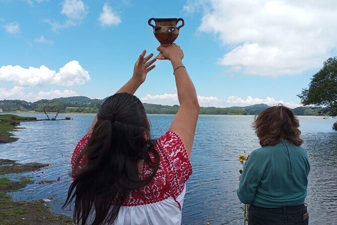 Acaxochitlán Local Community and Traditions Tour from Mexico - Key Points