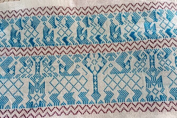 Acaxochitlán Local Community and Traditions Tour from Mexico - The Sum Up