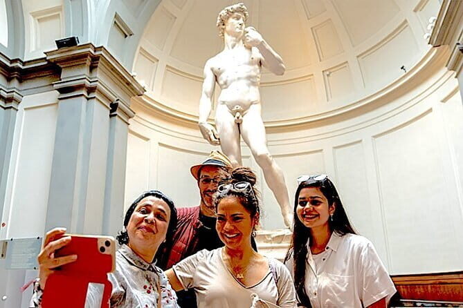 Accademia & Michelangelo's David Express Tour - Key Points