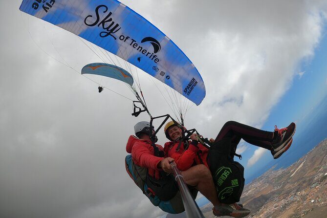 Acrobatic Paragliding Flight with Spanish Champion in Tenerife - FAQ