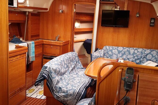 Activities on the Amalfi coast with a sailing boat - The Sum Up: Who Will Love This Experience?