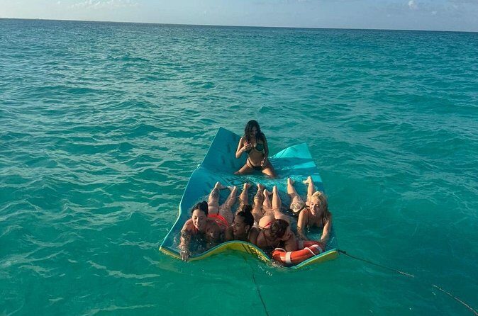 Addictive Private Yacht in Cancun 6 hours - Who Is This Tour Best For?