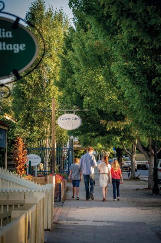 Adelaide Hills & Hahndorf: Hop-On Hop-Off Tour - Key Points  