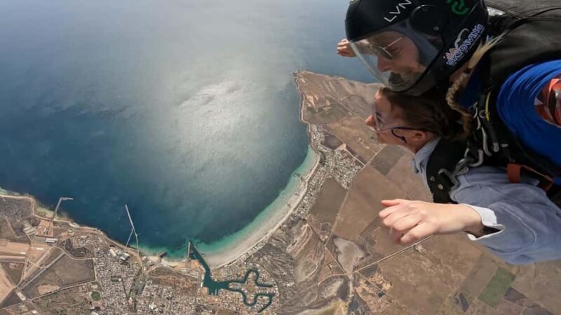 Adelaide: Tandem Skydive over Wallaroo Beach, Beach Landing - FAQ