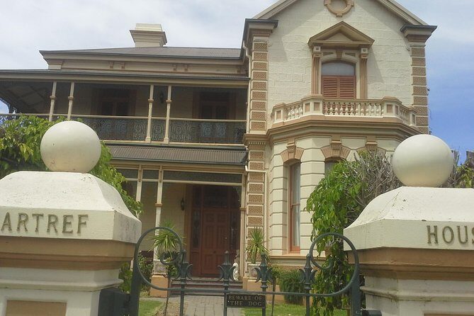Adelaide Walking Tour: East End Escapade - What’s Included and What’s Not