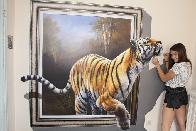 Admission Ticket to Illusions in Museum in Veliko Turnovo - Accessibility & Practical Tips