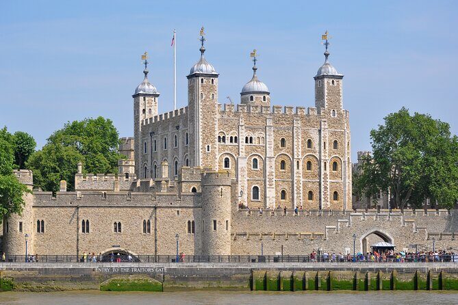 Admission Ticket to The Tower of London & Crown Jewels Exhibition - An In-Depth Look at the Experience