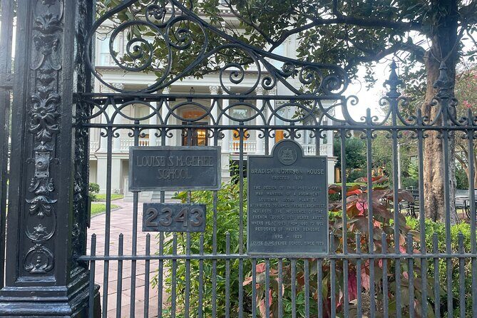Adults-Only Garden District Cemetery Anne Rice True Crime Tour - Final Thoughts: Who Will Love This Tour?