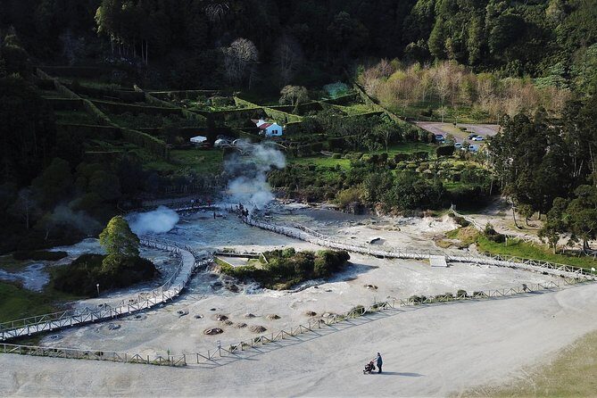 Adventure in the Furnas, with volcanoes, lagoons and tea plantations - The Sum Up