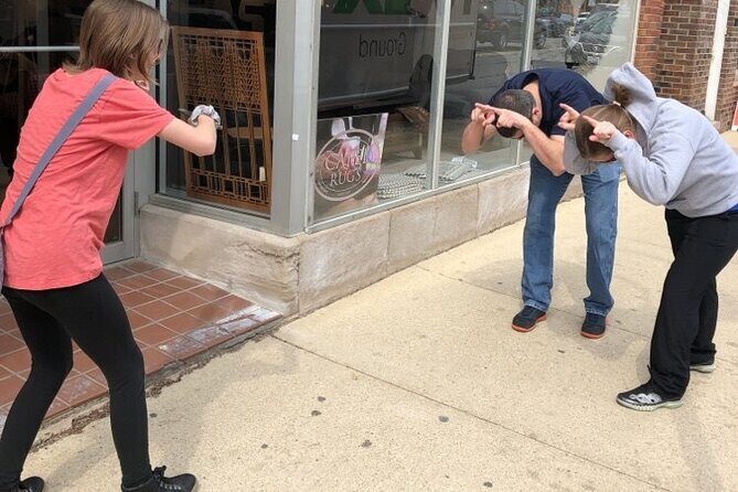 Adventurous Scavenger Hunt in Aurora by Zombie Scavengers - Exploring Aurora with the Zombie Scavengers Experience