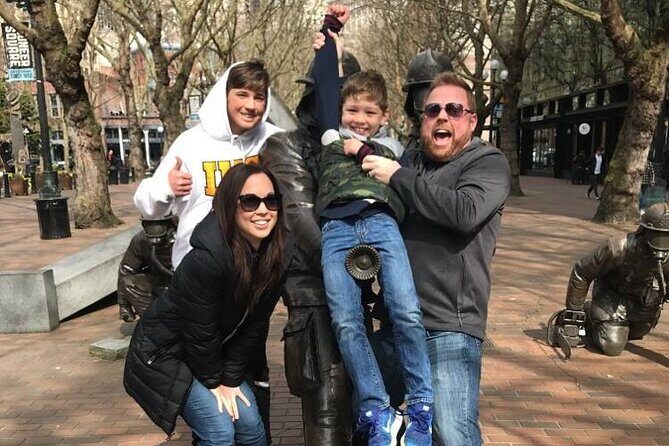 Adventurous Scavenger Hunt in Chicago by Zombie Scavengers - FAQs