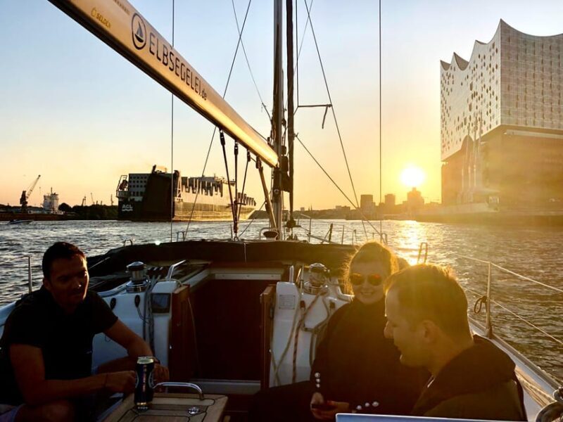 "After Work" - Sailing-Yacht Cruising Event, Hamburg/Elbe - The Experience: From Embarkation to Return
