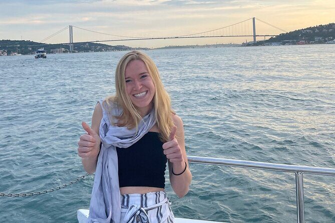 Afternoon Bosphorus Cruise Luxury Yacht with Professional Guide - An In-Depth Look at the Bosphorus Luxury Yacht Experience