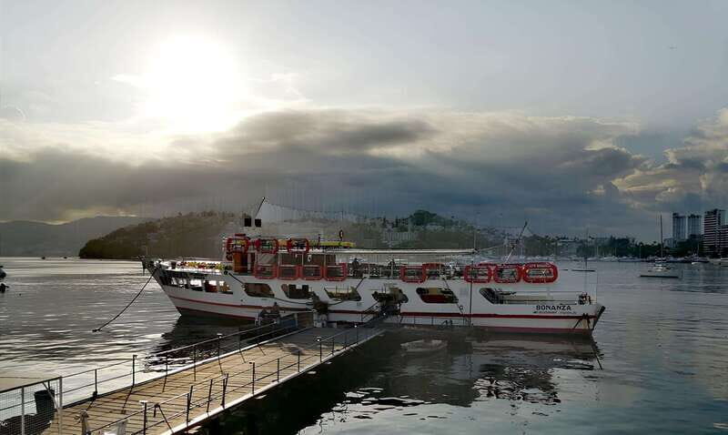 Afternoon Tropical Cruise from Acapulco - FAQs