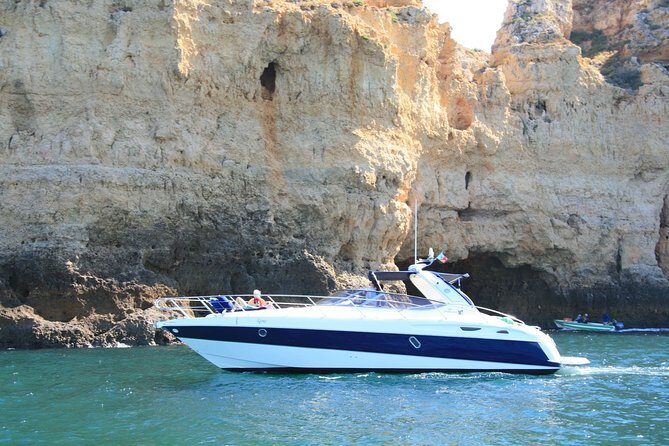 Afternoon yacht charter in lagos with drinks, tapas, paddle boards and kayak - FAQ