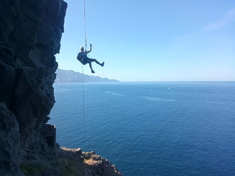 Agaete: Gran Canaria Coasteering. Marine Ferrata and Zipline - Key Points