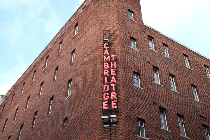 Agatha Christie London Walking Tour - Key Points